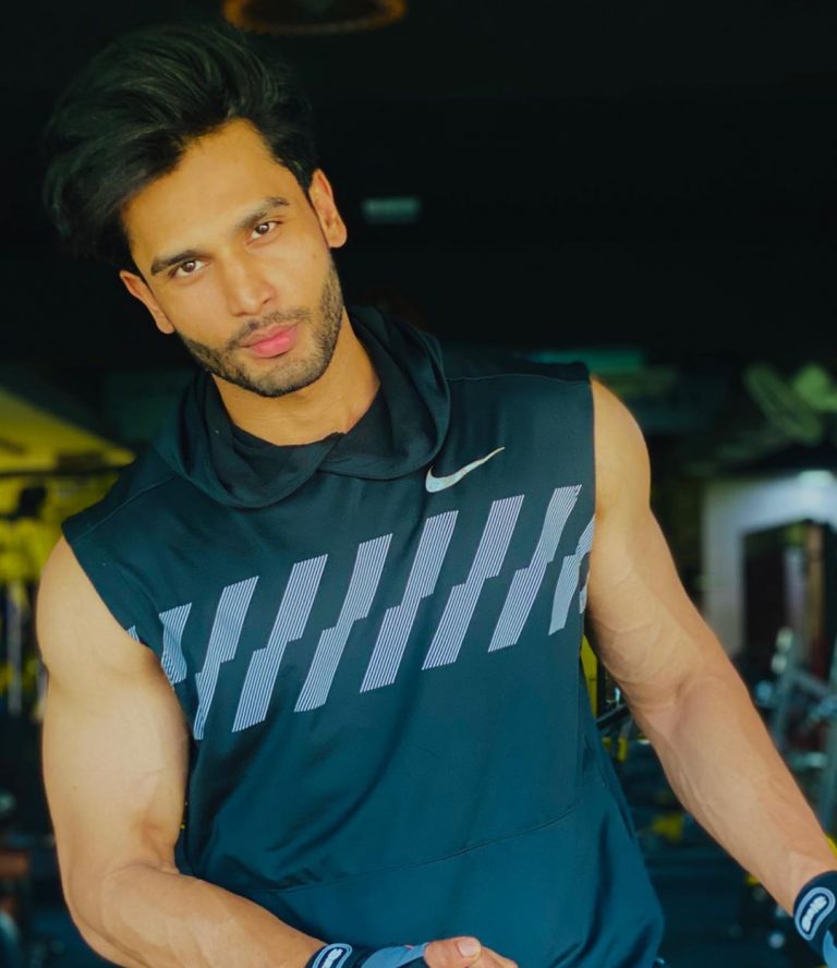 Rohit Khandelwal - Biography, Height & Life Story | Super Stars Bio