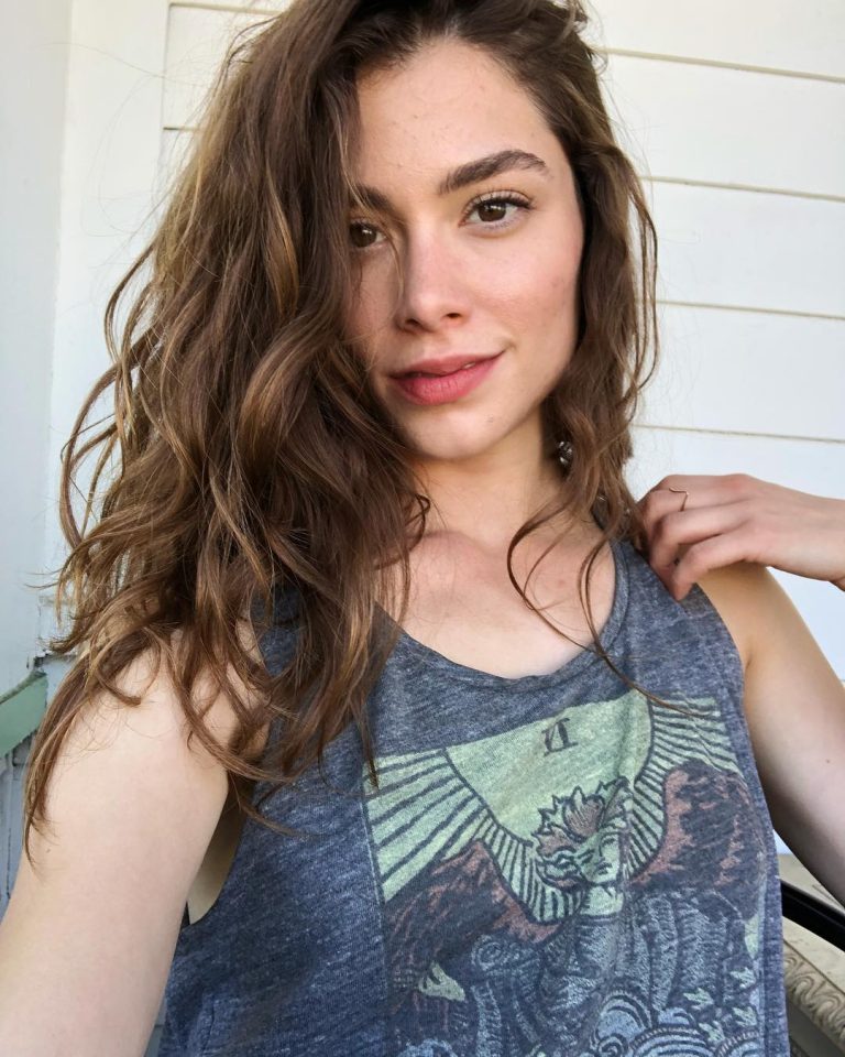 Sarah Davenport - Biography, Height & Life Story | Super Stars Bio