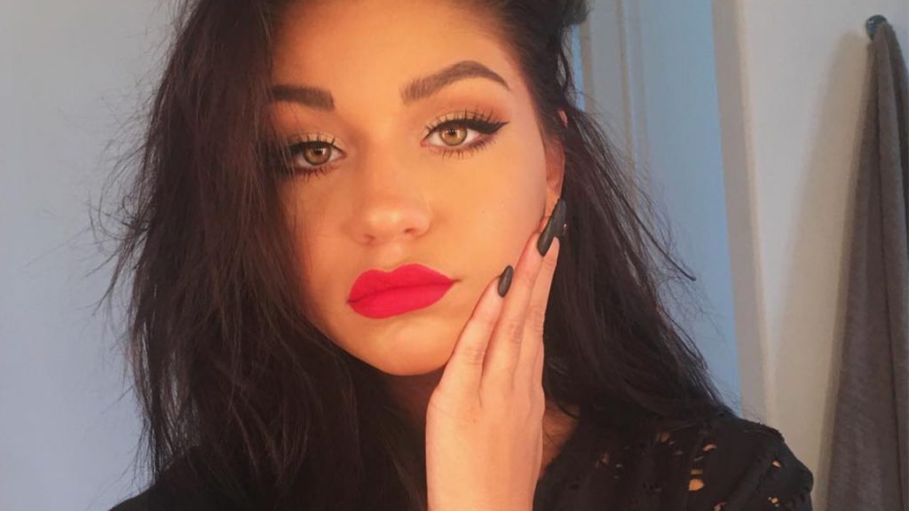 Andrea Russett - Biography, Height & Life Story | Super Stars Bio