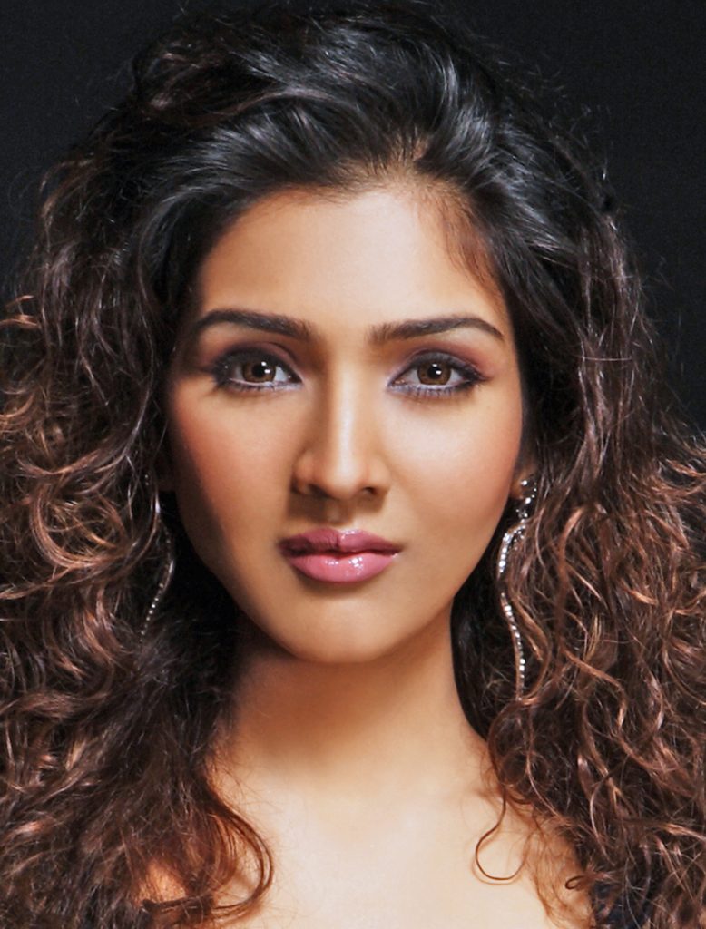 Tina Ahuja - Biography, Height & Life Story | Super Stars Bio