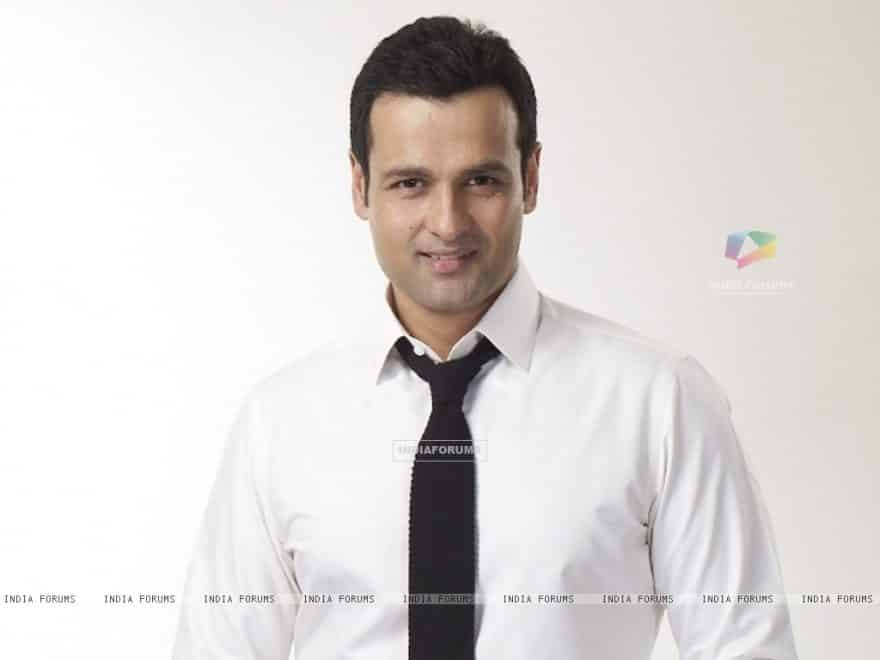Rohit Roy - Biography, Height & Life Story | Super Stars Bio