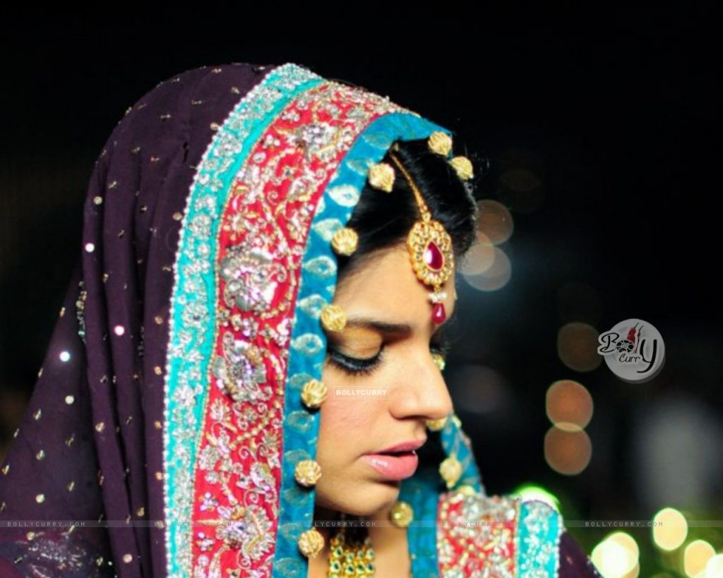 Sanam Saeed - Biography, Height & Life Story | Super Stars Bio