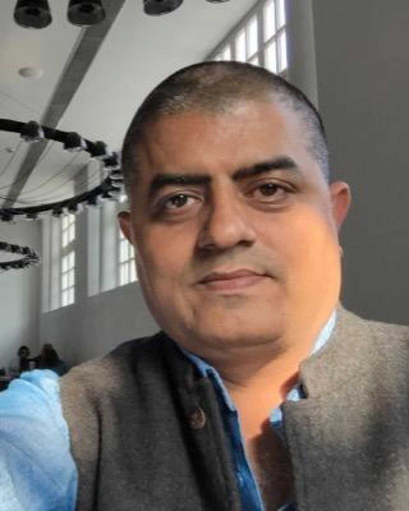 Gajraj Rao - Biography, Height & Life Story | Super Stars Bio