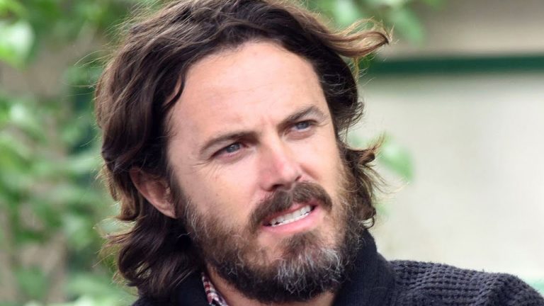 Casey Affleck - Biography, Height & Life Story | Super Stars Bio