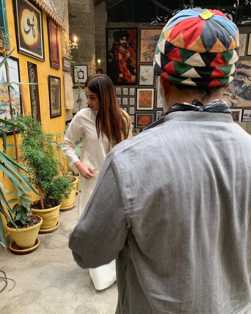 Saba Qamar Height, Age, Bio, Boyfriend, Net worth, Facts - Super Stars Bio