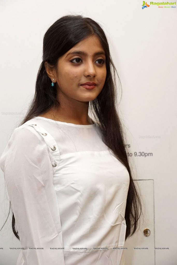 Ulka Gupta - Biography, Height & Life Story | Super Stars Bio