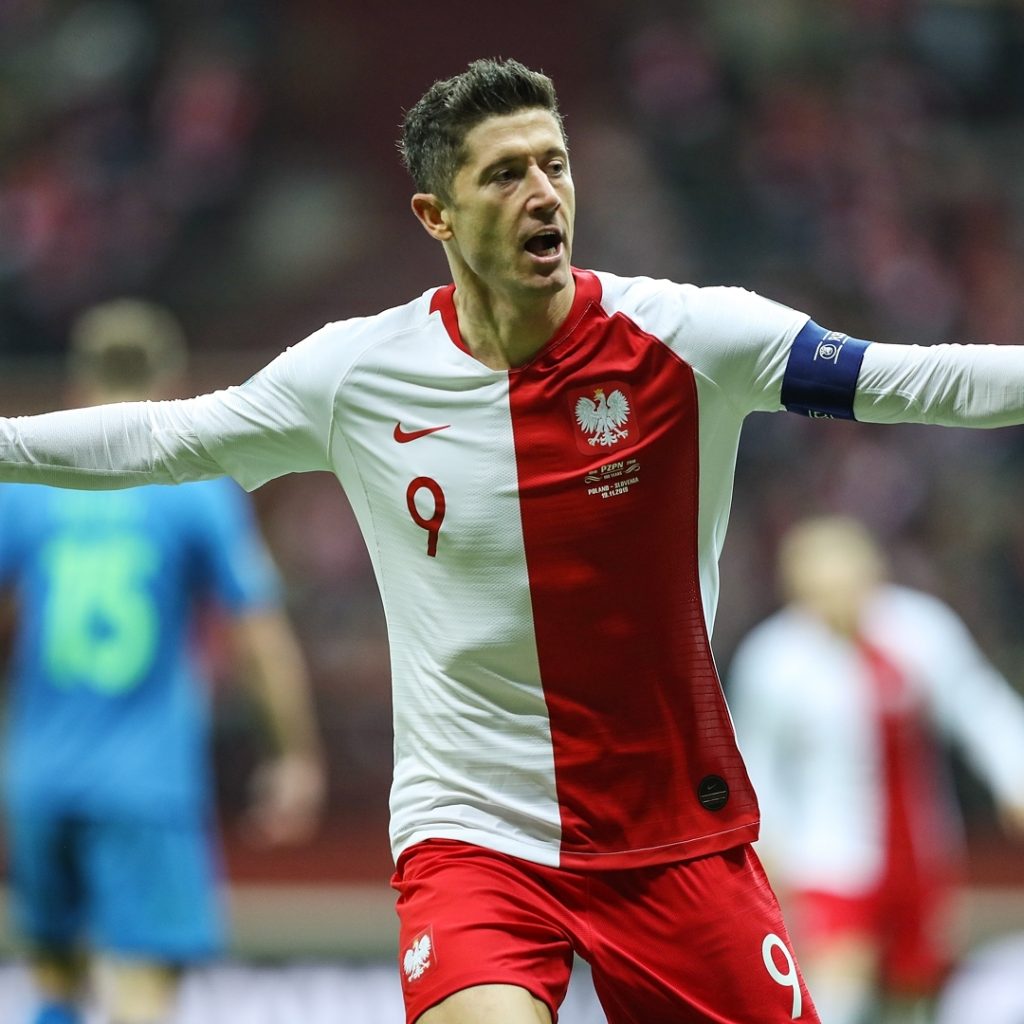Robert Lewandowski - Biography, Height & Life Story | Super Stars Bio