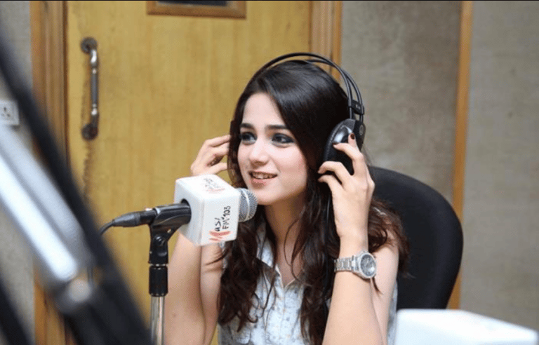 Aima Baig - Biography, Height & Life Story | Super Stars Bio