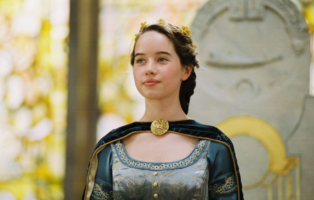 Anna Popplewell - Biography, Height & Life Story | Super Stars Bio