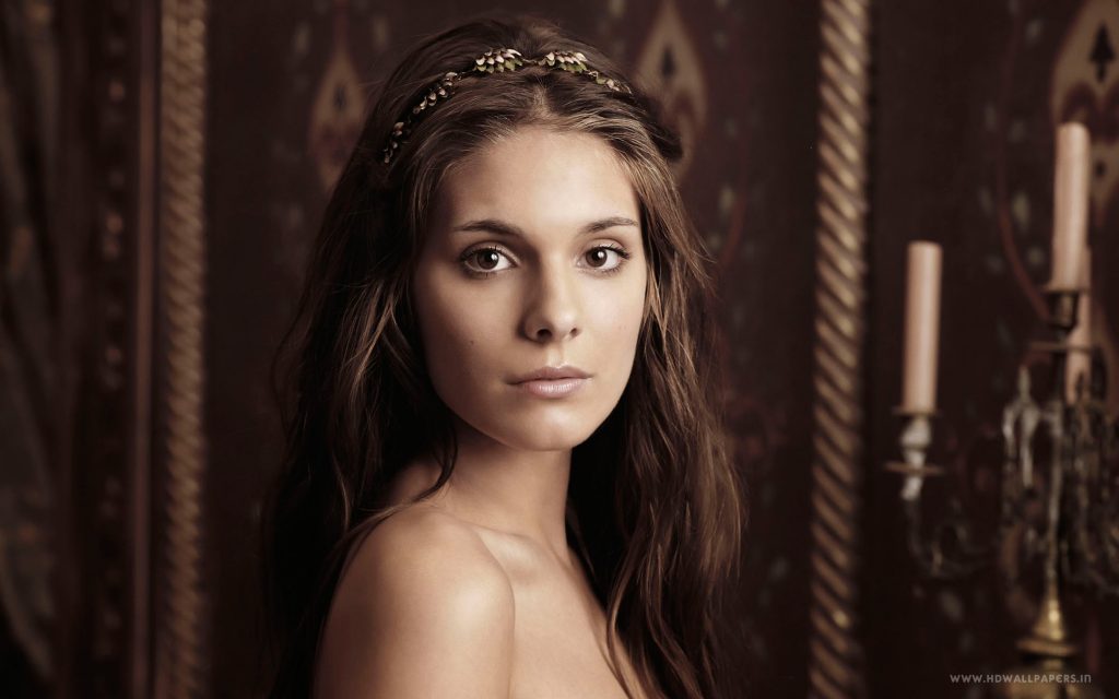 Caitlin Stasey - Biography, Height & Life Story | Super Stars Bio