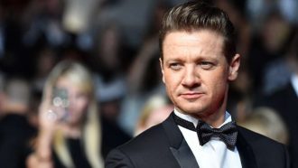 Jeremy Renner - Biography, Height & Life Story | Super Stars Bio