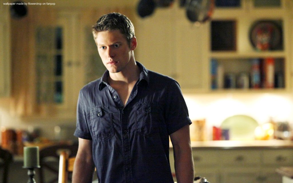 Zach Roerig - Biography, Height & Life Story | Super Stars Bio