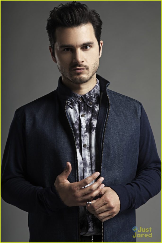 Michael Malarkey - Biography, Height & Life Story | Super Stars Bio