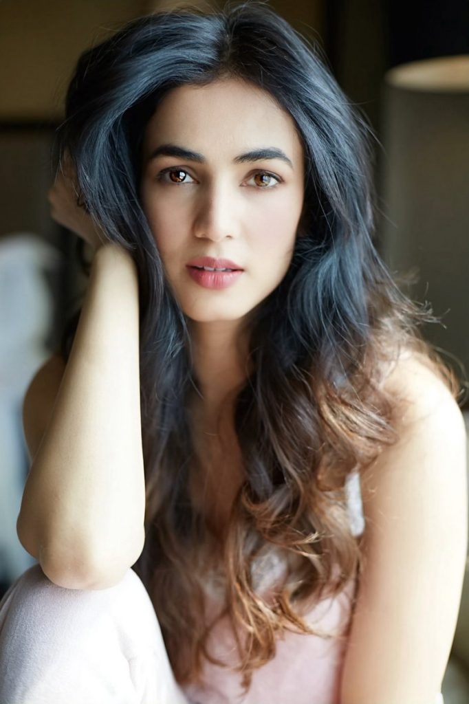 Sonal Chauhan - Biography, Height & Life Story | Super Stars Bio