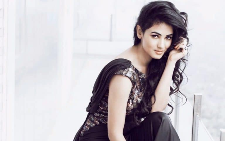 Sonal Chauhan - Biography, Height & Life Story | Super Stars Bio
