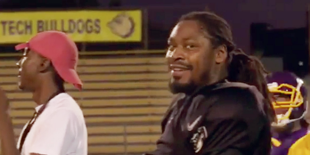 Marshawn Lynch - Biography, Height & Life Story | Super Stars Bio