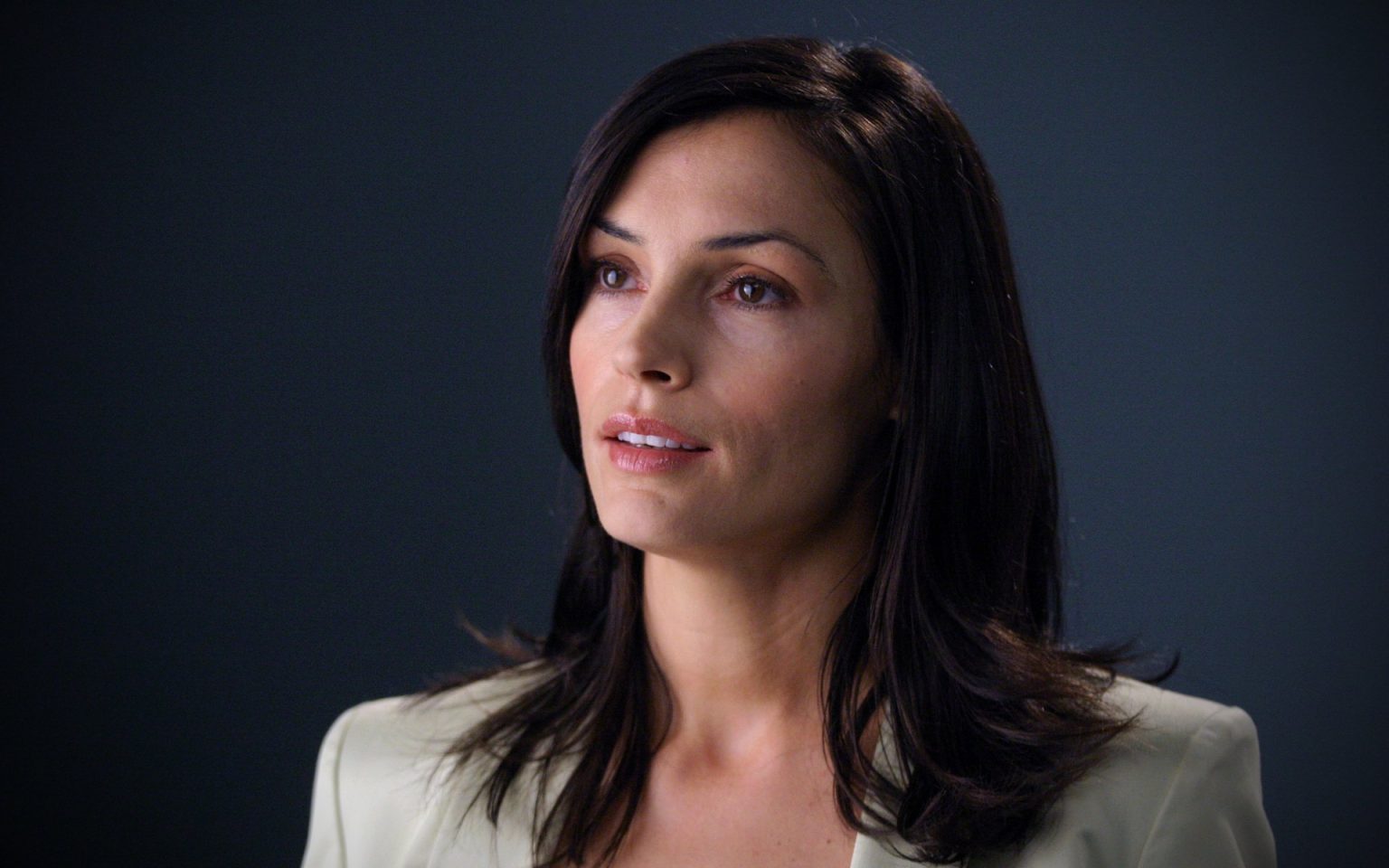 Famke Janssen - Biography, Height & Life Story | Super Stars Bio