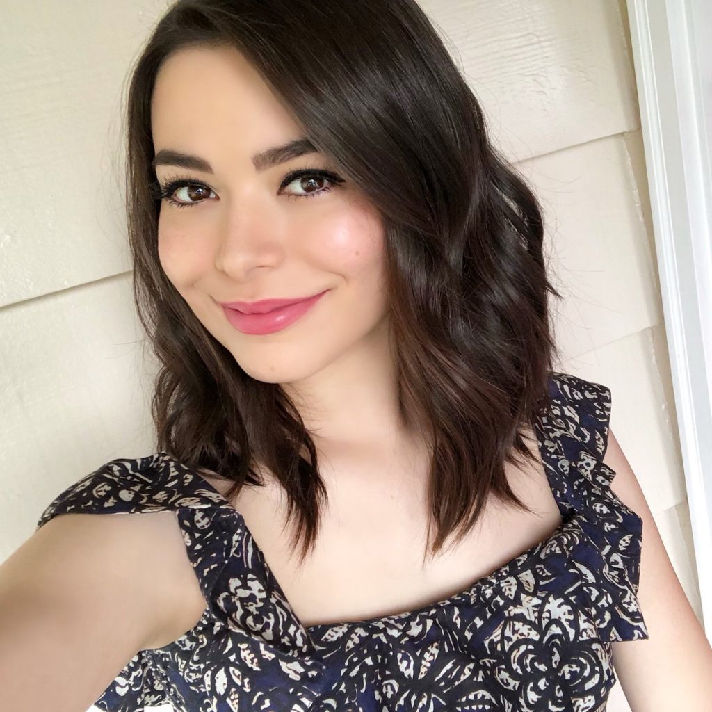Miranda Cosgrove - Biography, Height & Life Story | Super Stars Bio