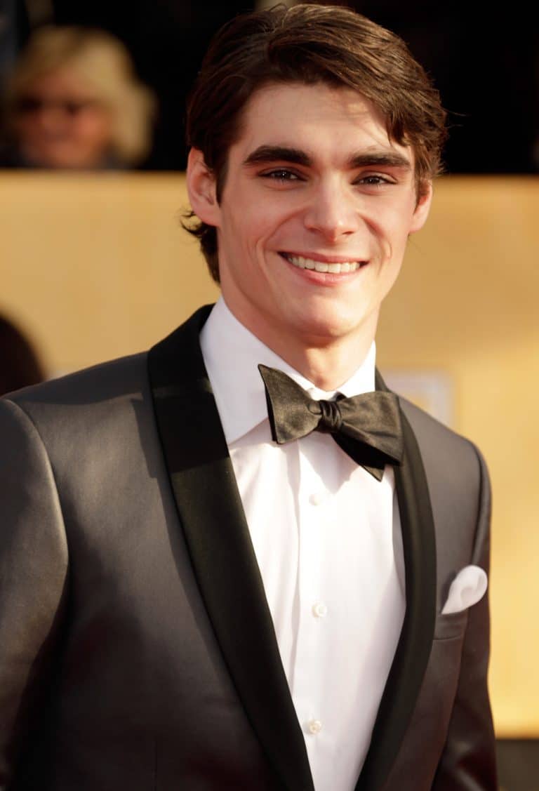 RJ Mitte - Biography, Height & Life Story | Super Stars Bio