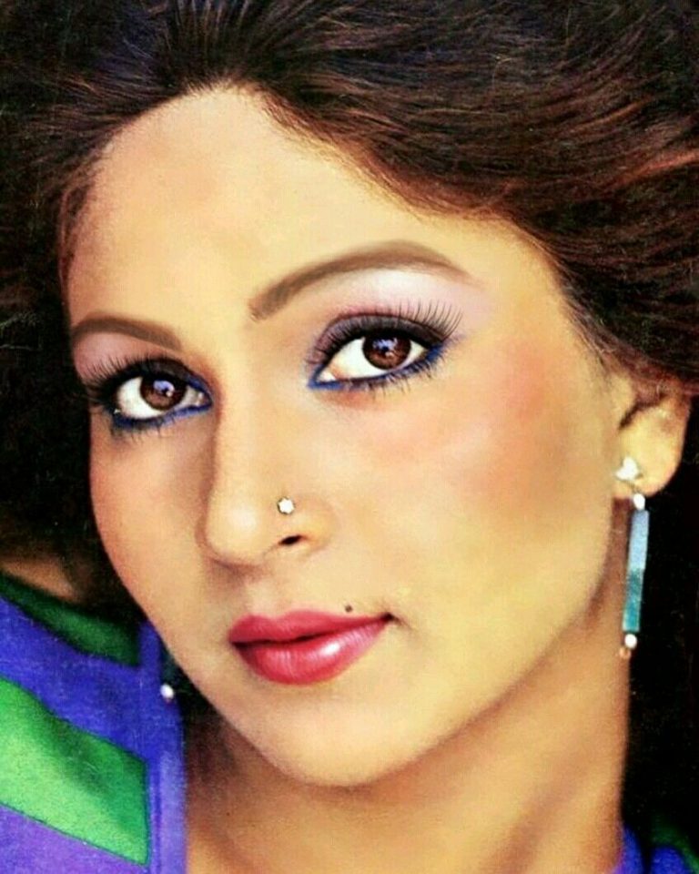 Rati Agnihotri - Biography, Height & Life Story | Super Stars Bio