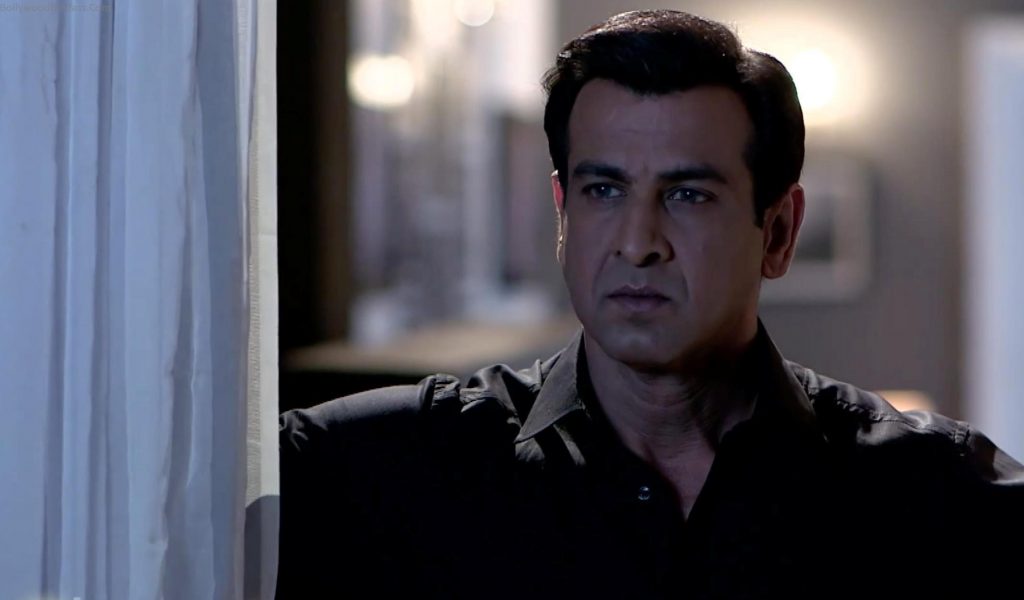 Ronit Roy - Biography, Height & Life Story | Super Stars Bio