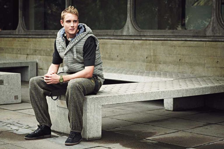 Stuart Broad - Biography, Height & Life Story | Super Stars Bio