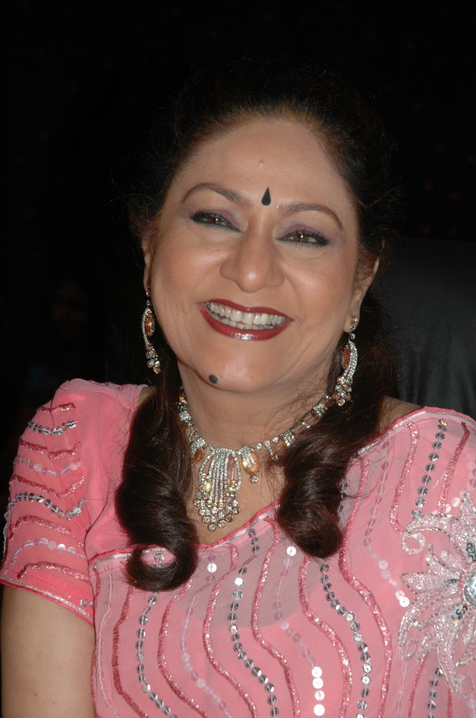 Aruna Irani - Biography, Height & Life Story | Super Stars Bio