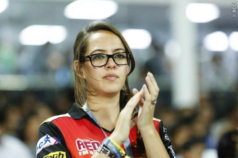 Hazel Keech - Biography, Height & Life Story | Super Stars Bio