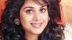 Meenakshi Seshadri - Biography, Height & Life Story | Super Stars Bio