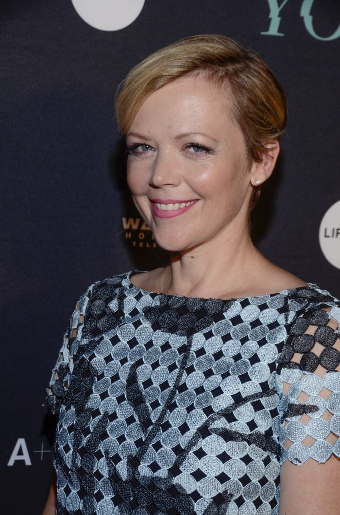 Emily Bergl - Biography, Height & Life Story | Super Stars Bio