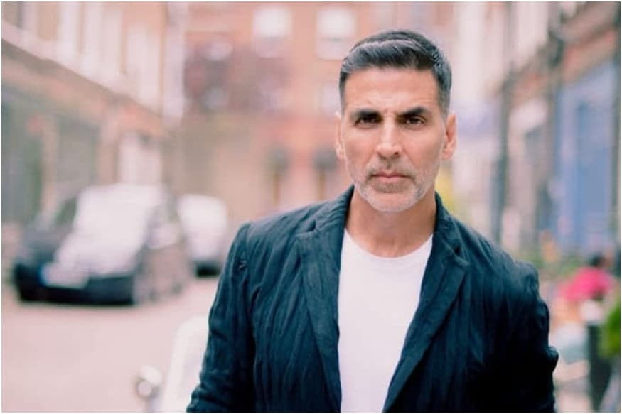 How tall is Akshay Kumar - Super Stars Bio