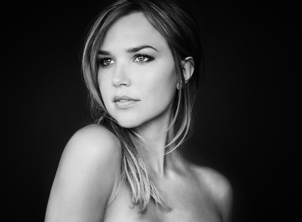 Arielle Kebbel - Biography, Height & Life Story | Super Stars Bio