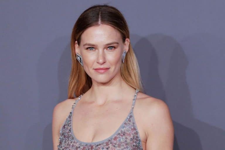 Bar Refaeli - Biography, Height & Life Story | Super Stars Bio