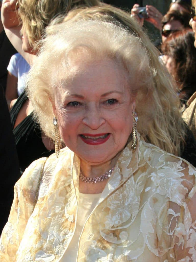 Betty White - Biography, Height & Life Story | Super Stars Bio