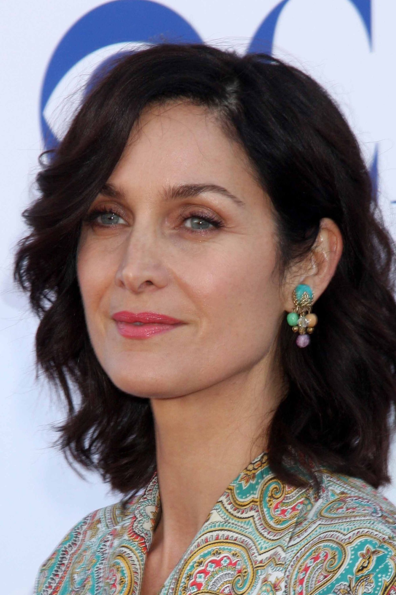 Carrie-Anne Moss - Biography, Height & Life Story | Super Stars Bio