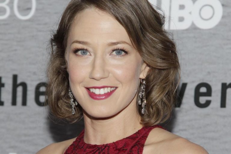 Carrie Coon - Biography, Height & Life Story | Super Stars Bio