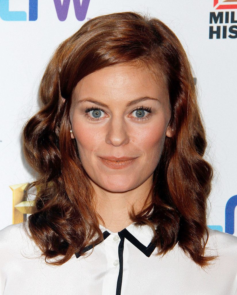 Cassidy Freeman - Biography, Height & Life Story | Super Stars Bio