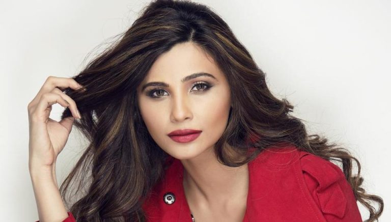 Daisy Shah - Biography, Height & Life Story | Super Stars Bio