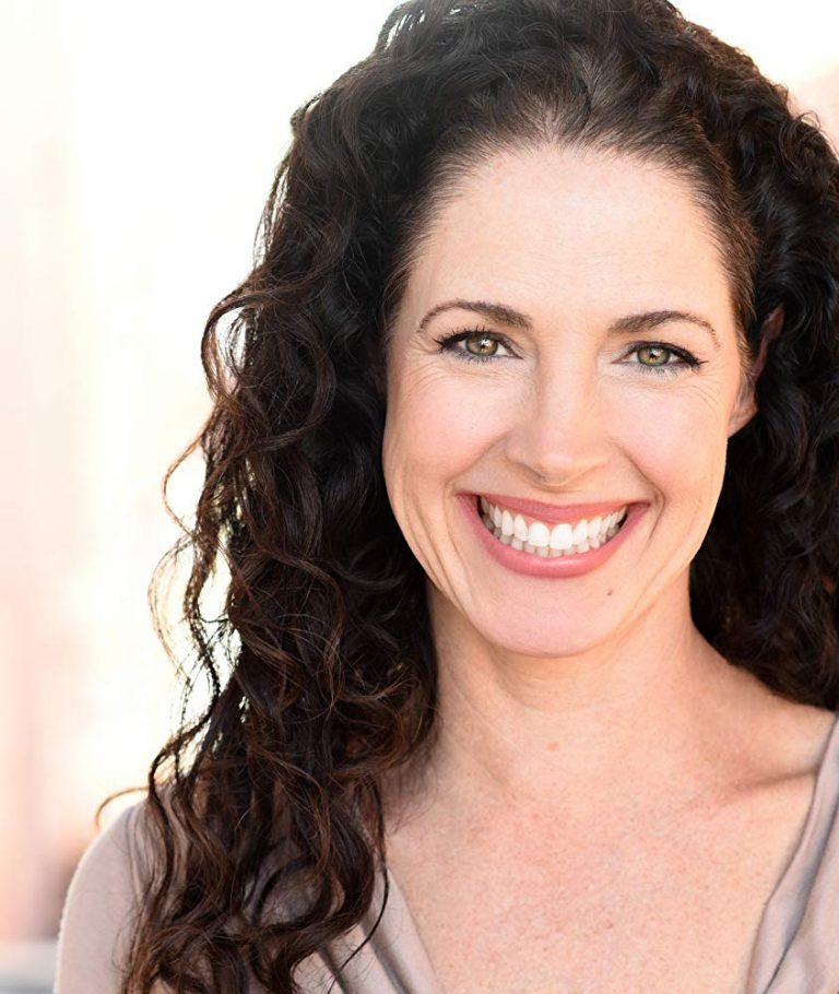 Holly Morris - Biography, Height & Life Story | Super Stars Bio