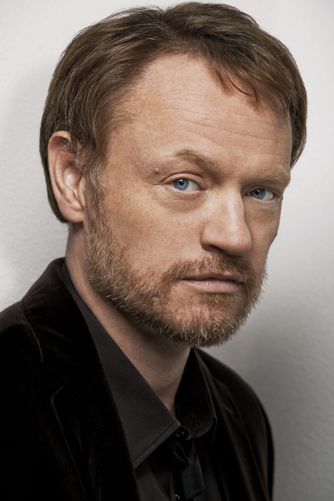 Jared Harris - Biography, Height & Life Story | Super Stars Bio
