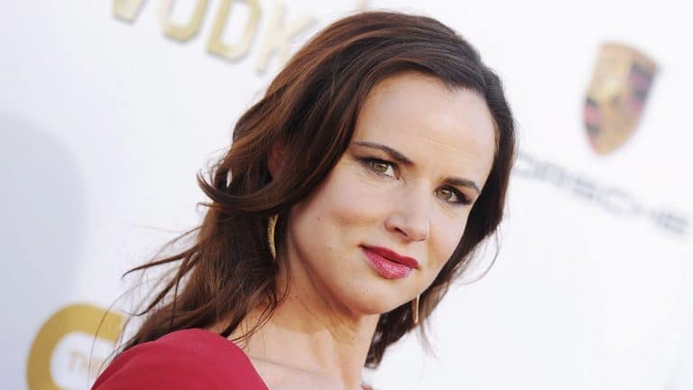 Juliette Lewis - Biography, Height & Life Story | Super Stars Bio