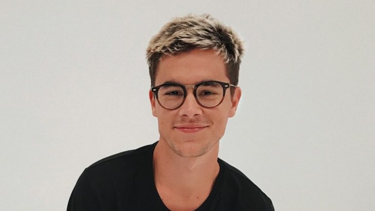 Kian Lawley - Biography, Height & Life Story | Super Stars Bio