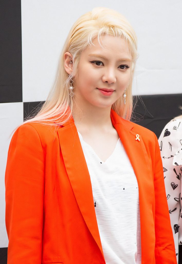 Hyoyeon - Biography, Height & Life Story | Super Stars Bio