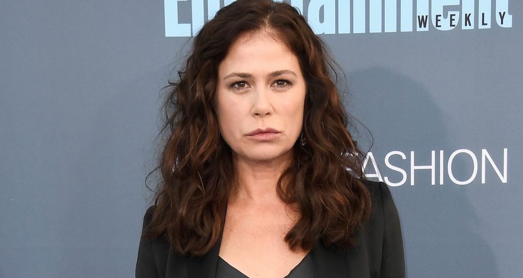 Maura Tierney - Biography, Height & Life Story | Super Stars Bio