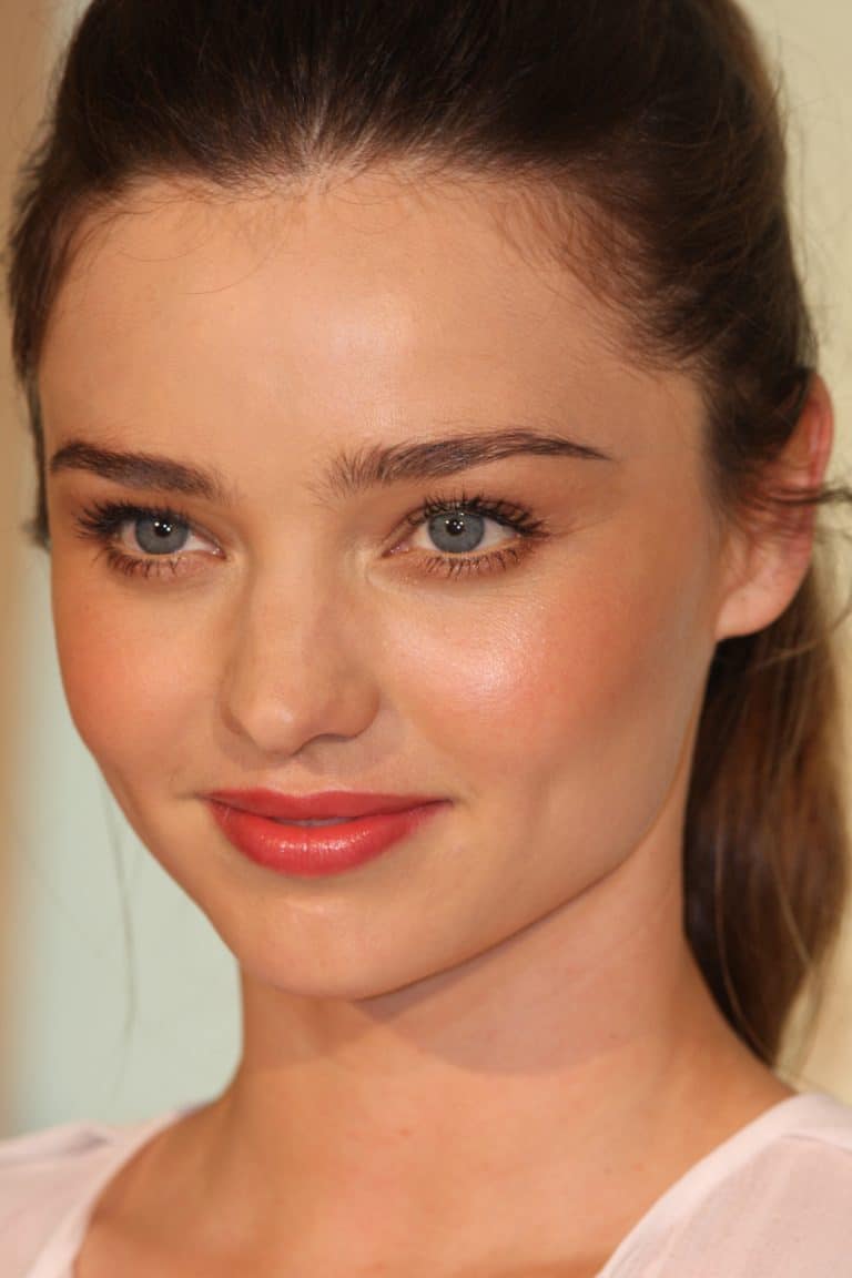 Miranda Kerr - Biography, Height & Life Story | Super Stars Bio