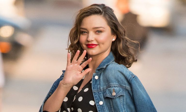 Miranda Kerr - Biography, Height & Life Story | Super Stars Bio
