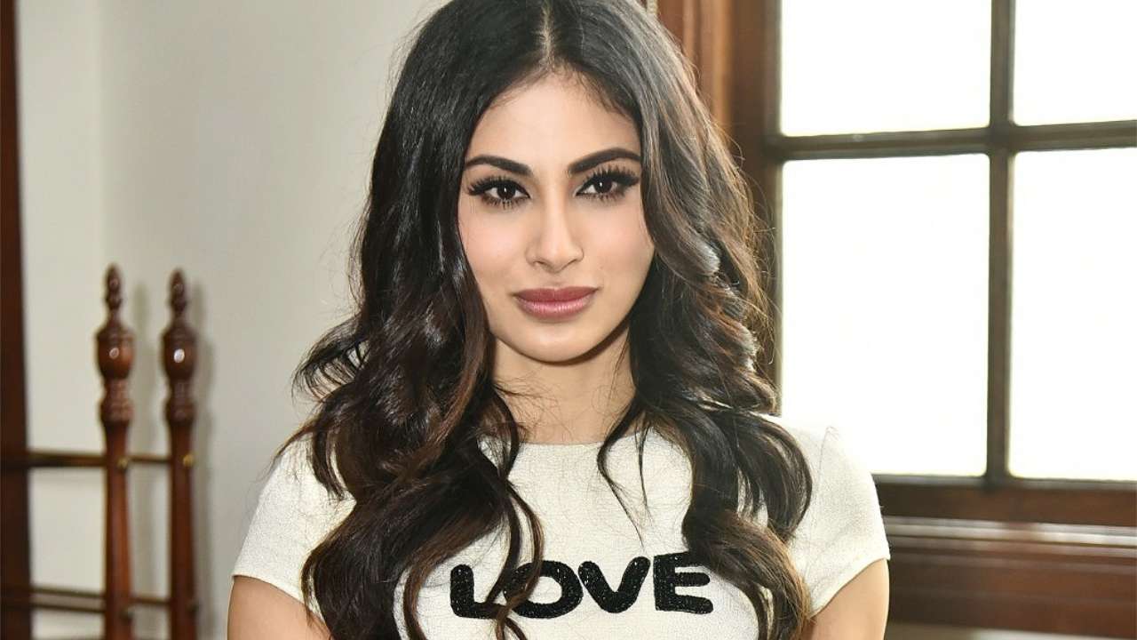 Mouni Roy celebrates her 34th birthday at Thailand beach - Super Stars Bio