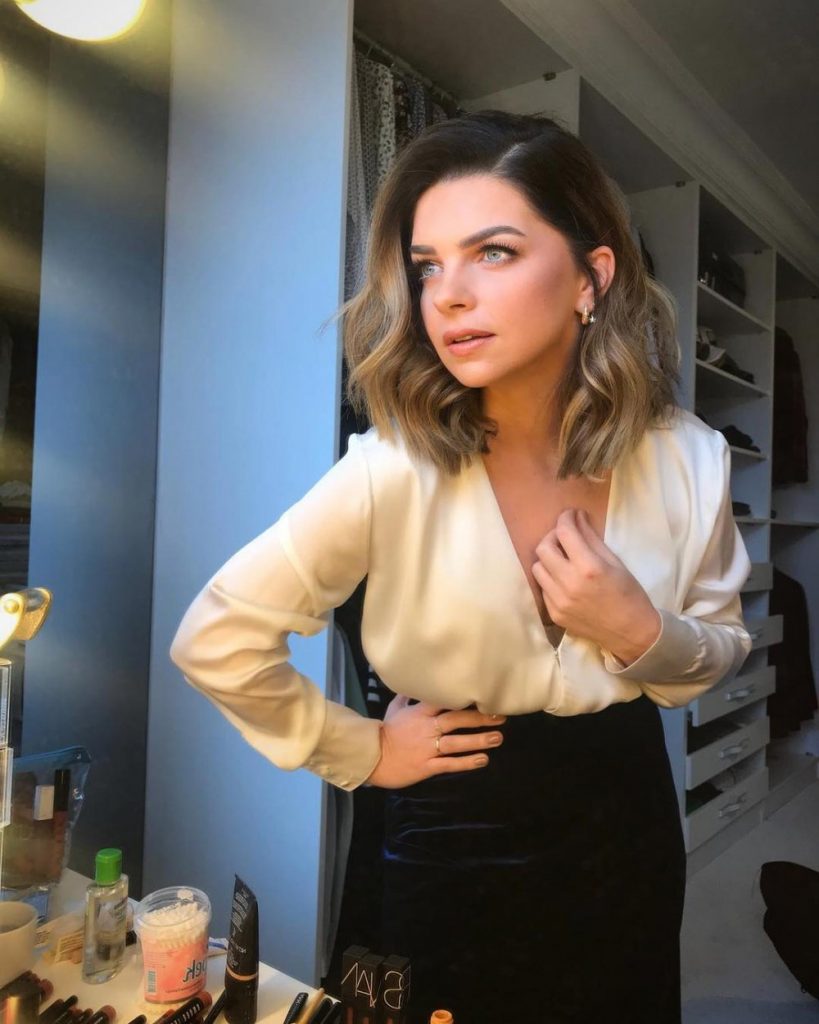 Pelin Karahan - Biography, Height & Life Story | Super Stars Bio