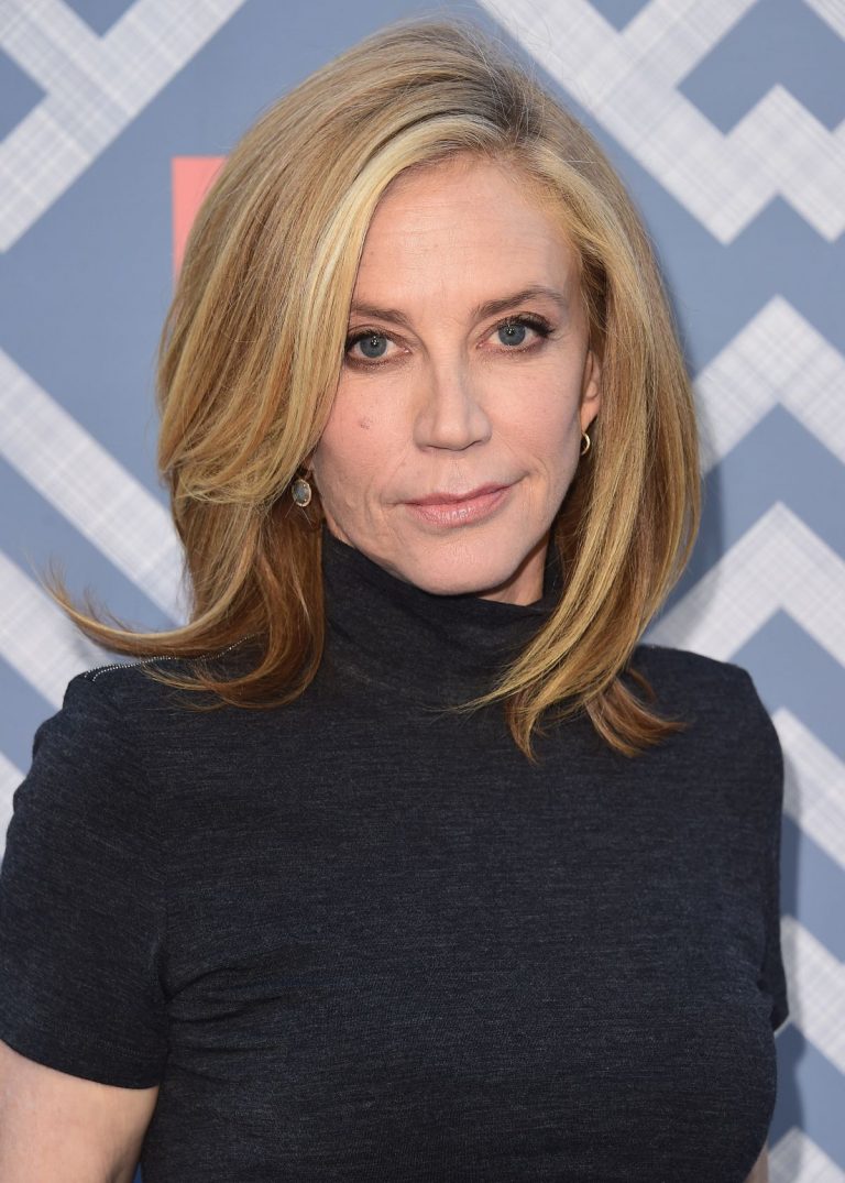 Ally Walker - Biography, Height & Life Story | Super Stars Bio