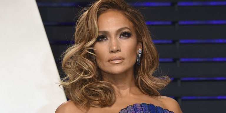 Jennifer Lopez - Biography, Height & Life Story | Super Stars Bio